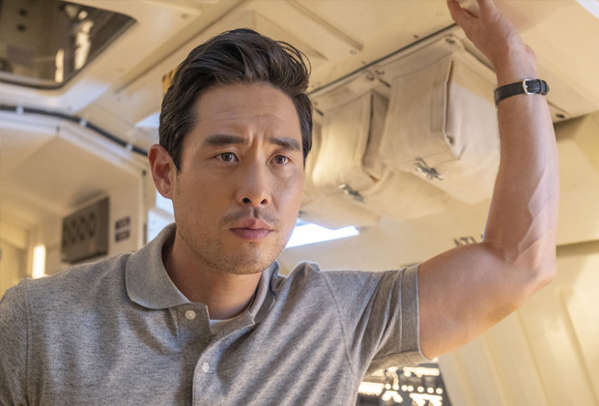 Beth Resurfaces on the 'Quantum Leap' Reboot, Which Delves into the Sam ...