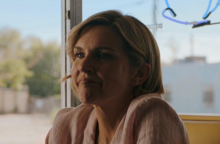 'Pluribus' Beautifully Explores the Contrast Between Nostalgia and Novelty