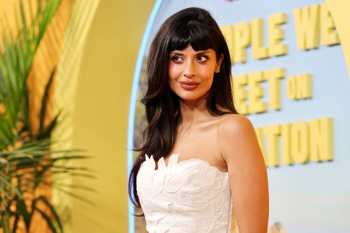 Jameela Jamil Doubles Down on Calling Blake Lively a 'Villain'